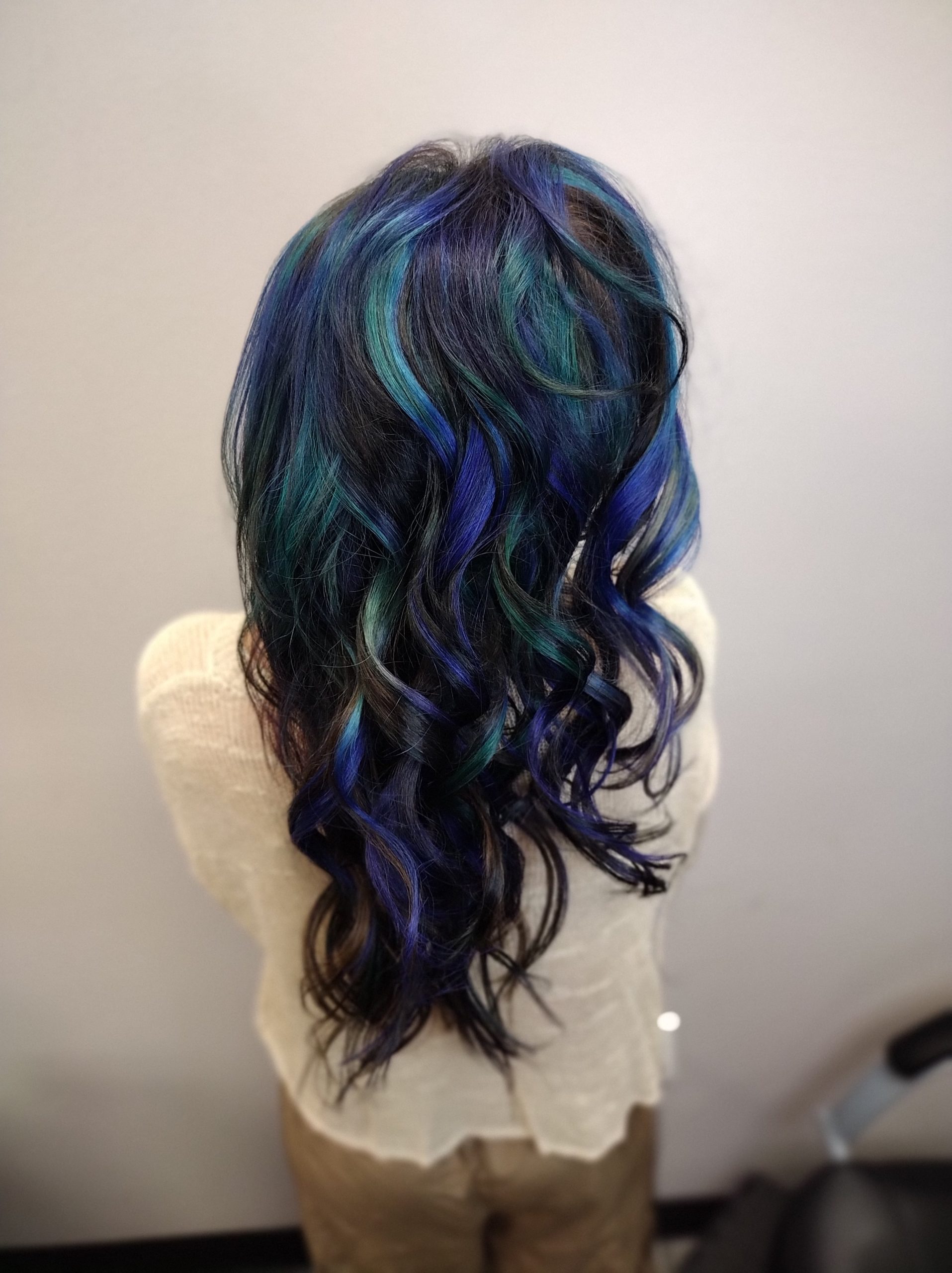 Flora Stark – Flora Stark Hair Salon